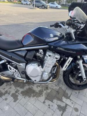 Blue Suzuki GSF 2008 in Telschi, with an engine capacity of 0.65 L and mileage of 39 thousand km for 2500 €, photo 7 on AUTOMOTO.COM.LV