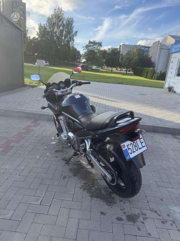 Blue Suzuki GSF 2008 in Telschi, with an engine capacity of 0.65 L and mileage of 40 thousand km for 2500 €, photo 5 on AUTOMOTO.COM.LV