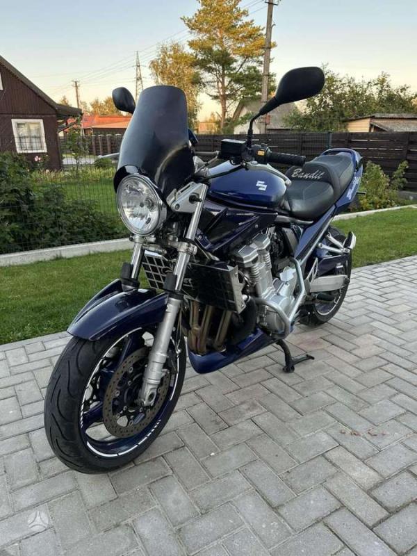 Blue Suzuki GSF 2009 in Klaipeda, with an engine capacity of 1.26 L and mileage of 49 thousand km for 3000 €, photo 3 on AUTOMOTO.COM.LV