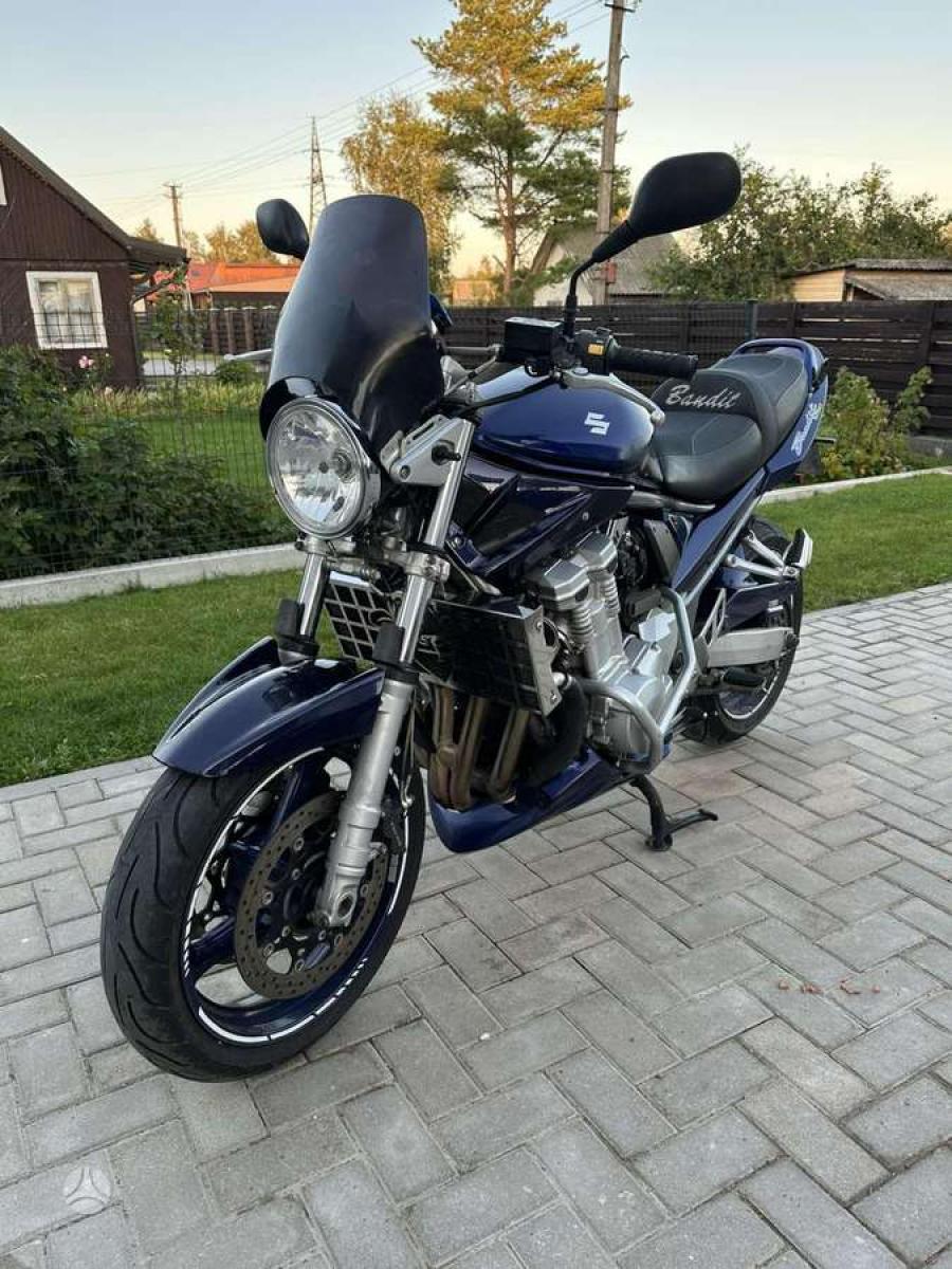 Blue Suzuki GSF 2009 in Klaipeda, with an engine capacity of 1.26 L and mileage of 49 thousand km for 3000 €, photo 3 on AUTOMOTO.COM.LV