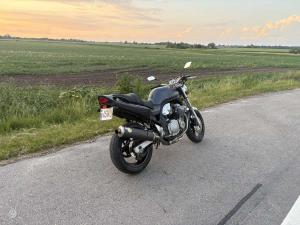 Grey Suzuki GSF 2000 in Siauliai, with an engine capacity of 0.60 L and mileage of 76 thousand km for 1350 €, photo 3 on AUTOMOTO.COM.LV