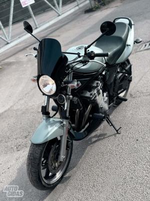 Pelēks Suzuki GSF 2003 Kauņa, ar dzinēja tilpumu 0.60 L un nobraukumu 45 tūkst. km par 1600 €, foto 3 vietnē AUTOMOTO.COM.LV
