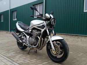 Grey Suzuki GSF 2005 in Telschi, with an engine capacity of 0.60 L and mileage of 51 thousand km for 1350 €, photo  on AUTOMOTO.COM.LV