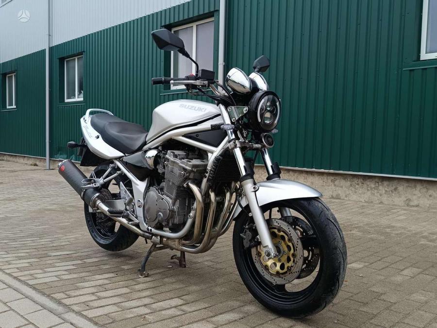 Grey Suzuki GSF 2005 in Telschi, with an engine capacity of 0.60 L and mileage of 51 thousand km for 1350 €, photo 1 on AUTOMOTO.COM.LV