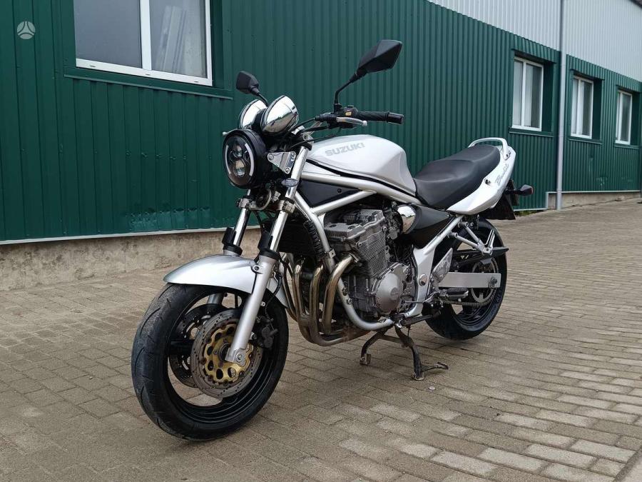 Grey Suzuki GSF 2005 in Telschi, with an engine capacity of 0.60 L and mileage of 51 thousand km for 1350 €, photo 3 on AUTOMOTO.COM.LV