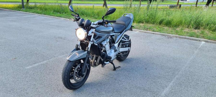 Grey Suzuki GSF 2007 in Kaunas, with an engine capacity of 0.66 L and mileage of 61 thousand km for 1900 €, photo 6 on AUTOMOTO.COM.LV