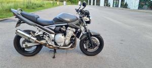 Grey Suzuki GSF 2007 in Kaunas, with an engine capacity of 0.66 L and mileage of 61 thousand km for 1900 €, photo 9 on AUTOMOTO.COM.LV