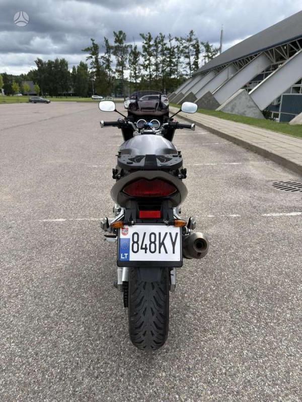 Pelēks Suzuki GSF 2009 Viļņa, ar dzinēja tilpumu 1.25 L un nobraukumu 48 tūkst. km par 3150 €, foto 9 vietnē AUTOMOTO.COM.LV