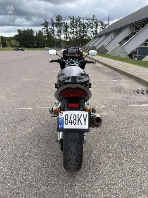 Pelēks Suzuki GSF 2009 Viļņa, ar dzinēja tilpumu 1.25 L un nobraukumu 48 tūkst. km par 3150 €, foto 9 vietnē AUTOMOTO.COM.LV
