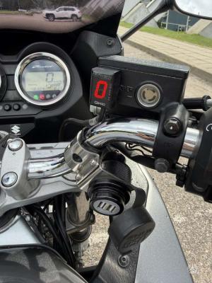 Pelēks Suzuki GSF 2009 Viļņa, ar dzinēja tilpumu 1.25 L un nobraukumu 48 tūkst. km par 3150 €, foto 21 vietnē AUTOMOTO.COM.LV