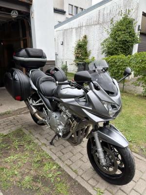 Pelēks Suzuki GSF 2009 Viļņa, ar dzinēja tilpumu 1.25 L un nobraukumu 48 tūkst. km par 3150 €, foto 22 vietnē AUTOMOTO.COM.LV
