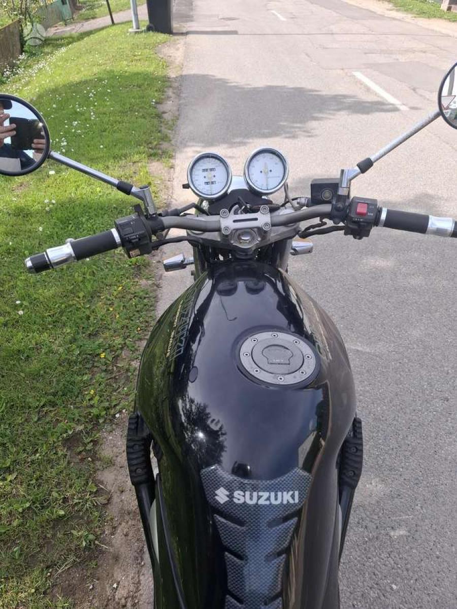 Suzuki GSF 1993 in Telschi, with an engine capacity of 0.40 L and mileage of 52 thousand km for 1250 €, photo 3 on AUTOMOTO.COM.LV
