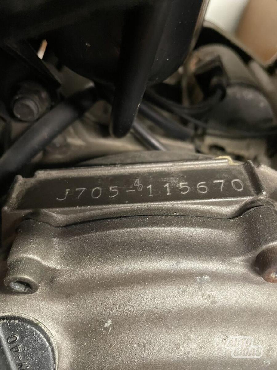 Suzuki GSF 1995 in Vilnius, with an engine capacity of 0.25 L and mileage of 0 thousand km for 1900 €, photo 4 on AUTOMOTO.COM.LV