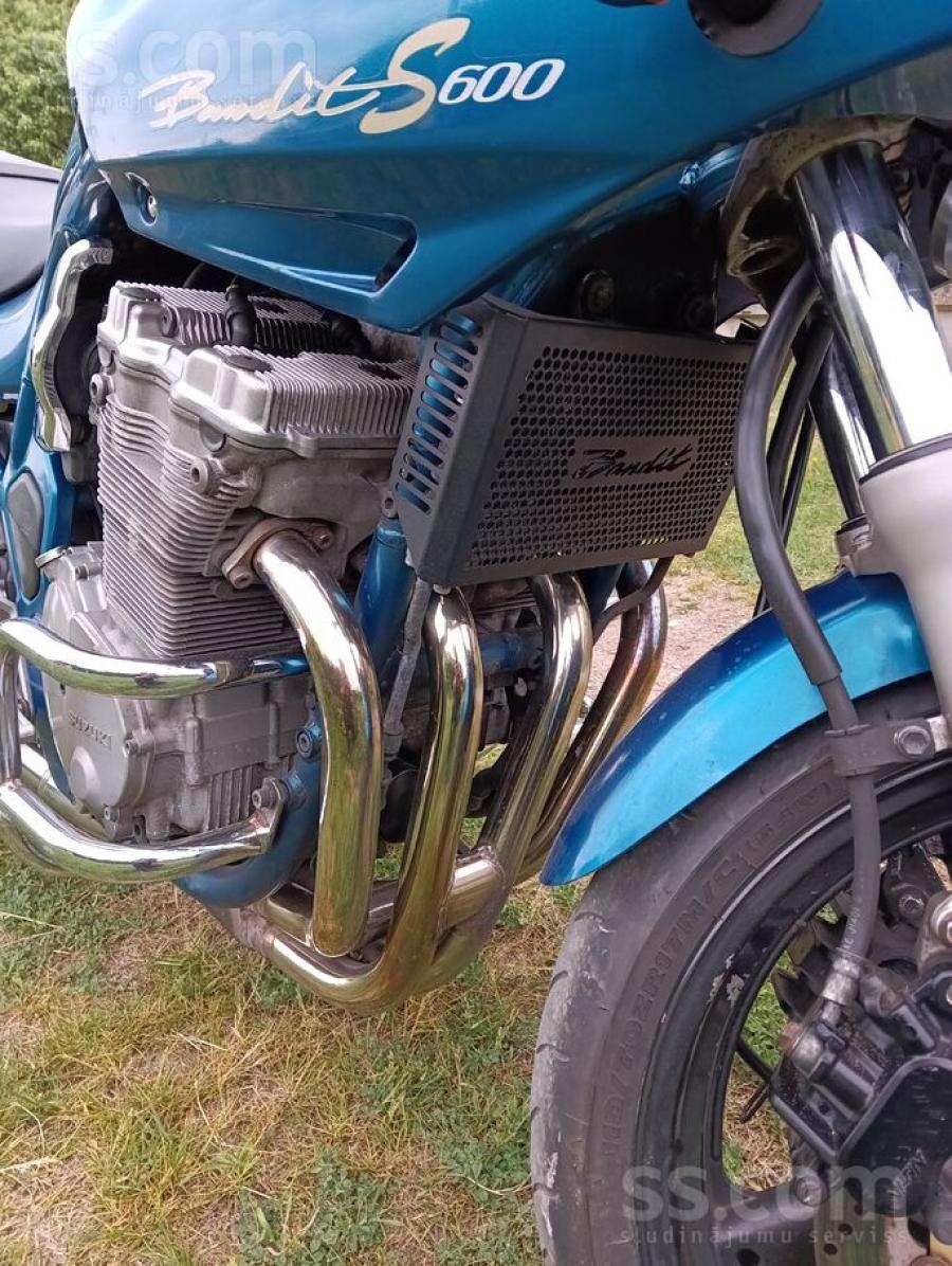 Suzuki GSF 1997 Rīga, ar dzinēja tilpumu 0.60 L un nobraukumu 0 tūkst. km par 1300 €, foto 6 vietnē AUTOMOTO.COM.LV