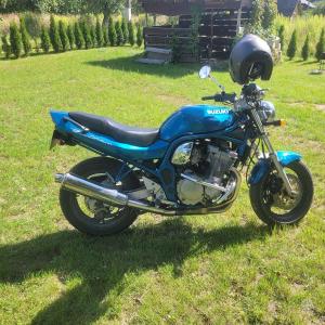 Suzuki GSF 1999 in Ukmerge, with an engine capacity of 0.60 L and mileage of 28 thousand km for 2100 €, photo 4 on AUTOMOTO.COM.LV