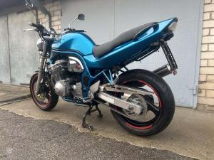 Suzuki GSF 1999 Birštonas, ar dzinēja tilpumu 0.60 L un nobraukumu 33 tūkst. km par 1550 €, foto 7 vietnē AUTOMOTO.COM.LV