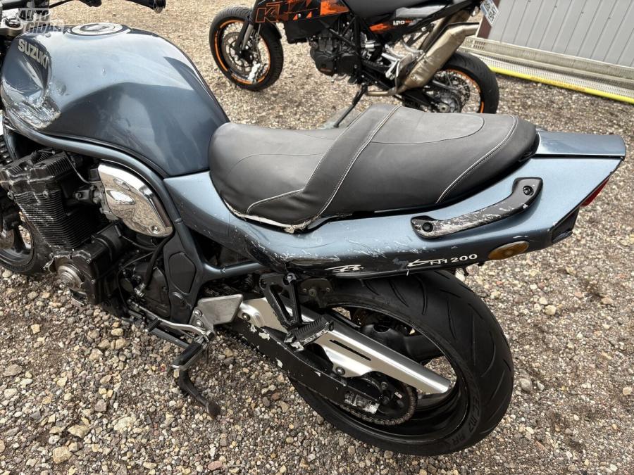 Suzuki GSF 2000 Kelmė, ar dzinēja tilpumu 1.20 L un nobraukumu 0 tūkst. km par 615 €, foto 10 vietnē AUTOMOTO.COM.LV