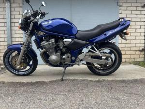 Suzuki GSF 2001 in Birstonas, with an engine capacity of 0.60 L and mileage of 28 thousand km for 1750 €, photo 4 on AUTOMOTO.COM.LV