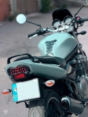 Suzuki GSF 2002 in Kaunas, with an engine capacity of 0.60 L and mileage of 43 thousand km for 1750 €, photo 5 on AUTOMOTO.COM.LV