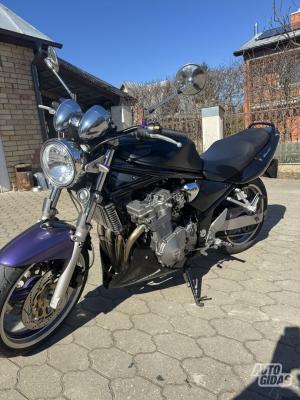 Suzuki GSF 2003 Pasvalys, ar dzinēja tilpumu 0.00 L un nobraukumu 0 tūkst. km par 1600 €, foto  vietnē AUTOMOTO.COM.LV