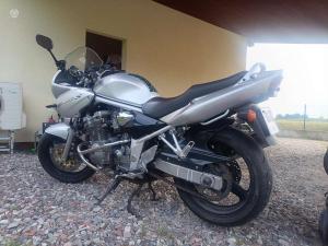Suzuki GSF 2003 in Gargzdai, with an engine capacity of 0.60 L and mileage of 31 thousand km for 1000 €, photo 5 on AUTOMOTO.COM.LV