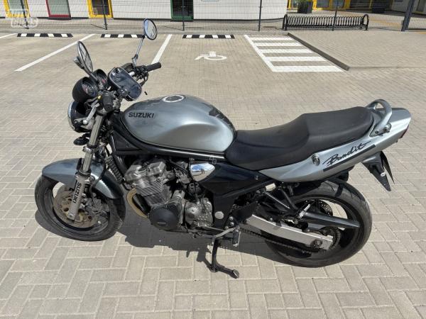 Suzuki GSF 2003 in Kaunas, with an engine capacity of 0.60 L and mileage of 31 thousand km for 1600 €, photo 1 on AUTOMOTO.COM.LV