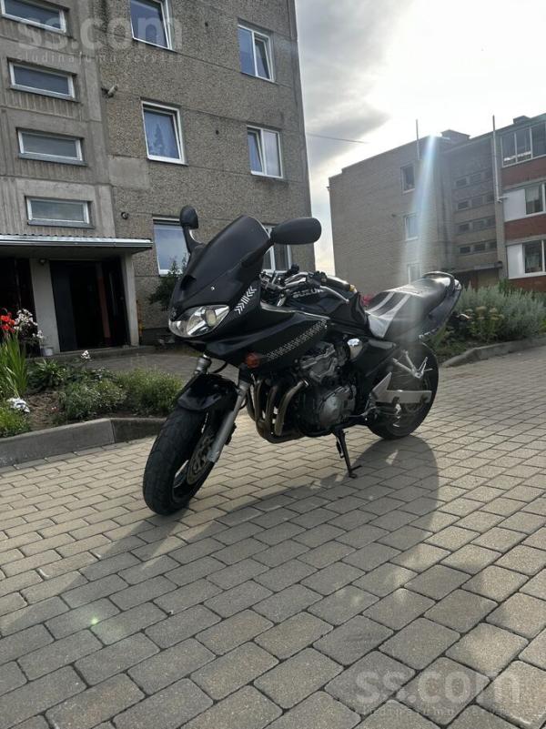 Suzuki GSF 2004 Bauska, ar dzinēja tilpumu 0.60 L un nobraukumu 0 tūkst. km par 1700 €, foto 4 vietnē AUTOMOTO.COM.LV