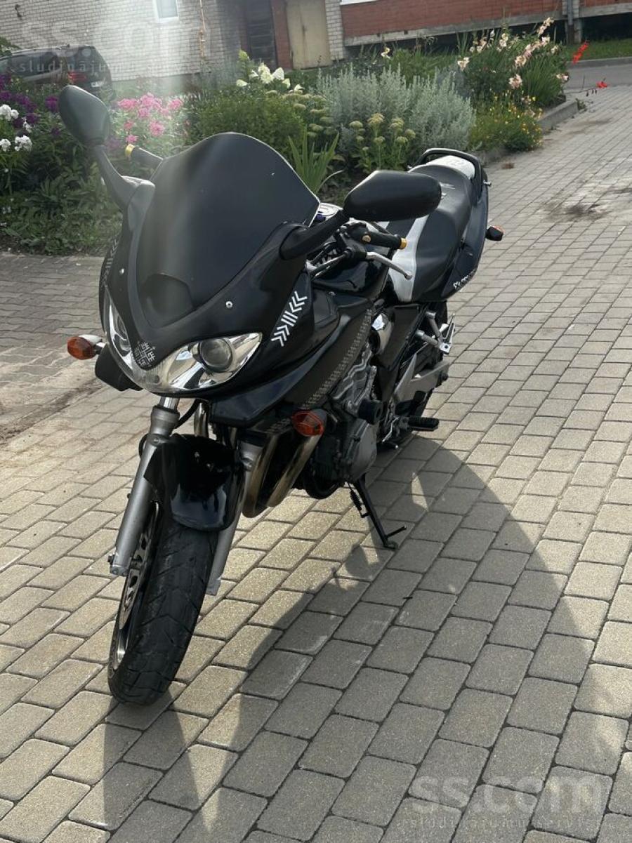Suzuki GSF 2004 Bauska, ar dzinēja tilpumu 0.60 L un nobraukumu 0 tūkst. km par 1700 €, foto 5 vietnē AUTOMOTO.COM.LV