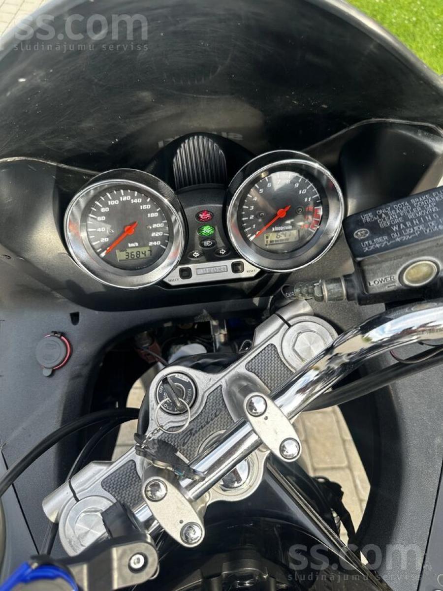 Suzuki GSF 2004 Bauska, ar dzinēja tilpumu 0.60 L un nobraukumu 0 tūkst. km par 1700 €, foto 6 vietnē AUTOMOTO.COM.LV