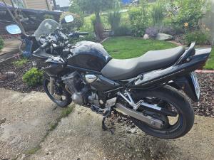 Suzuki GSF 2005 Kauņa, ar dzinēja tilpumu 0.60 L un nobraukumu 34 tūkst. km par 2000 €, foto 3 vietnē AUTOMOTO.COM.LV