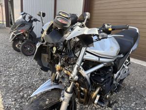 Suzuki GSF 2005 Kelmė, ar dzinēja tilpumu 0.65 L un nobraukumu 50 tūkst. km par 515 €, foto 8 vietnē AUTOMOTO.COM.LV