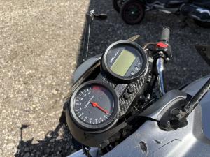 Suzuki GSF 2005 Kelmė, ar dzinēja tilpumu 0.65 L un nobraukumu 50 tūkst. km par 515 €, foto 19 vietnē AUTOMOTO.COM.LV