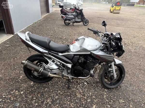 Suzuki GSF 2005 Kelmė, ar dzinēja tilpumu 0.65 L un nobraukumu 50 tūkst. km par 465 €, foto 3 vietnē AUTOMOTO.COM.LV