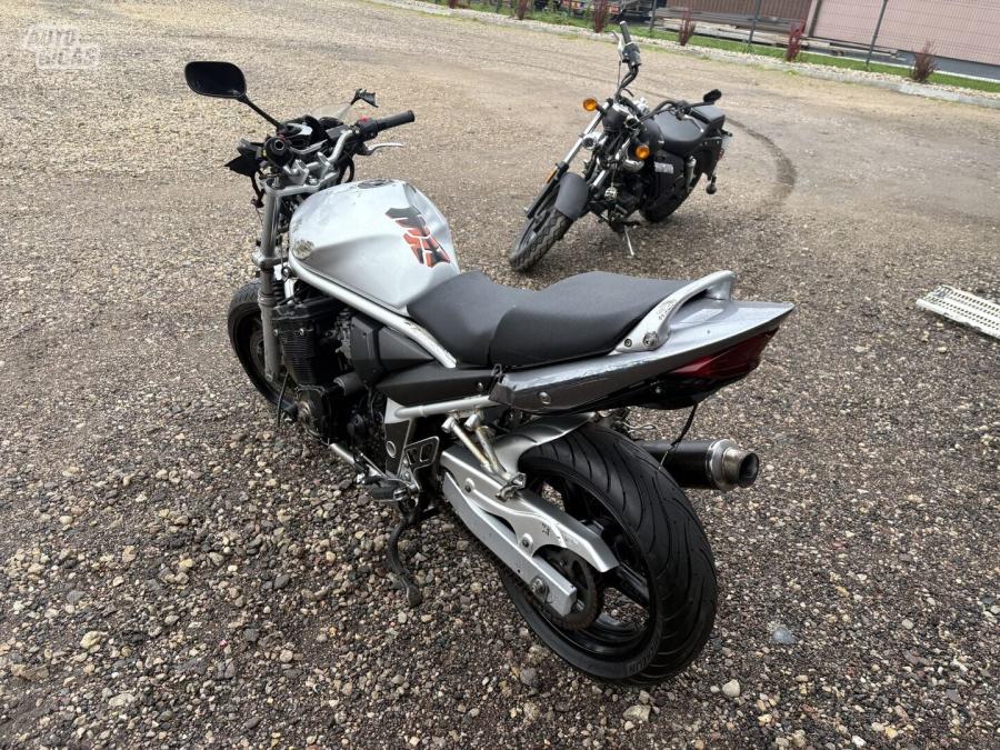 Сузуки GSF 2005 в Кельме, объемом двигателя 0.65 л и пробегом 50 тыс. км за 465 €, фото 5 на AUTOMOTO.COM.LV