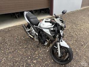 Suzuki GSF 2005 in Kelme, with an engine capacity of 0.65 L and mileage of 50 thousand km for 465 €, photo  on AUTOMOTO.COM.LV
