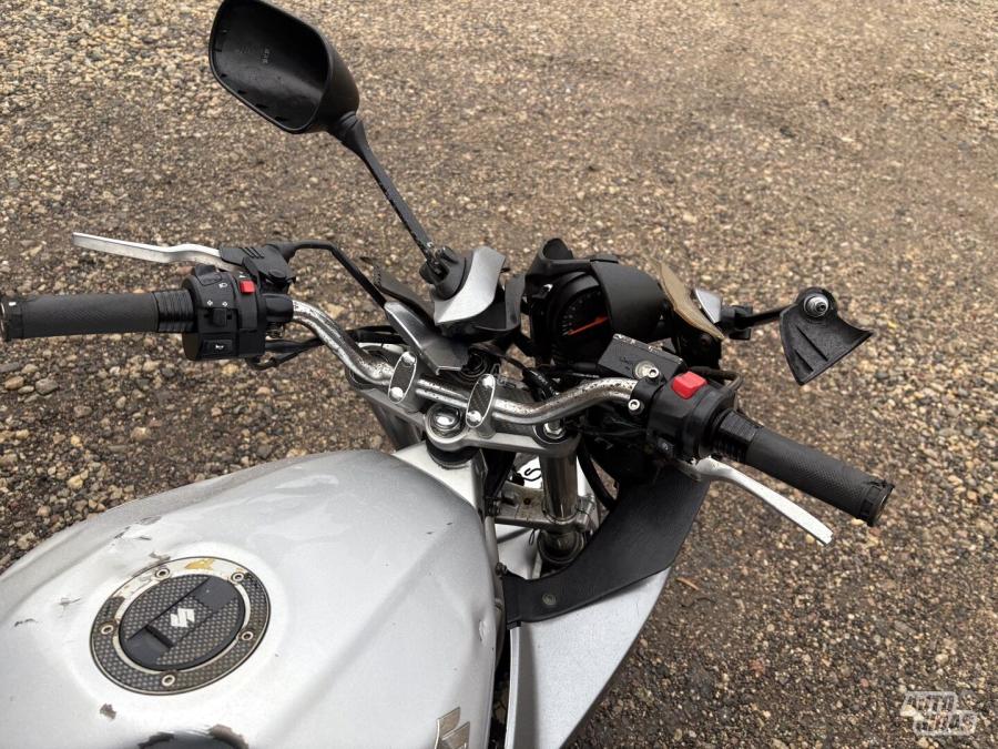 Suzuki GSF 2005 in Kelme, with an engine capacity of 0.65 L and mileage of 50 thousand km for 465 €, photo 18 on AUTOMOTO.COM.LV