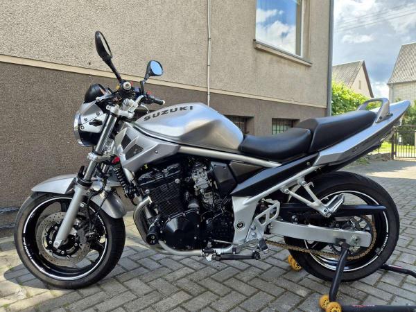 Suzuki GSF 2006 Prienai, ar dzinēja tilpumu 0.65 L un nobraukumu 47 tūkst. km par 2400 €, foto 5 vietnē AUTOMOTO.COM.LV