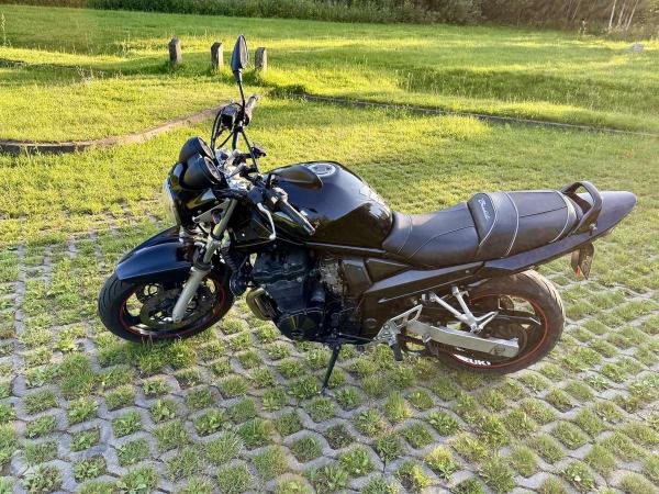 Suzuki GSF 2006 in Vilnius, with an engine capacity of 0.66 L and mileage of 61 thousand km for 2450 €, photo 5 on AUTOMOTO.COM.LV