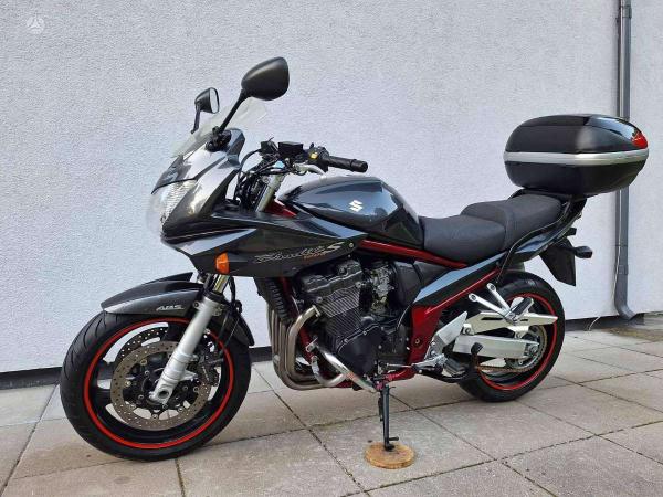 Suzuki GSF 2006 in Prienai, with an engine capacity of 1.20 L and mileage of 34 thousand km for 2650 €, photo 2 on AUTOMOTO.COM.LV