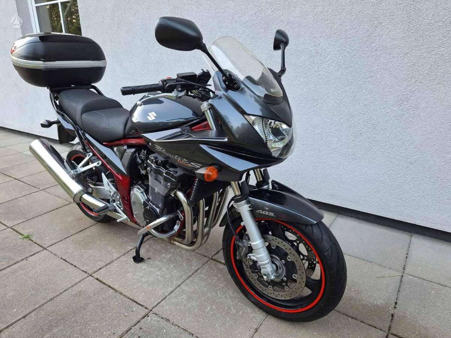 Suzuki GSF 2006 in Prienai, with an engine capacity of 1.20 L and mileage of 34 thousand km for 2650 €, photo 5 on AUTOMOTO.COM.LV