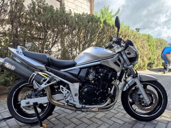 Suzuki GSF 2006 in Prienai, with an engine capacity of 0.65 L and mileage of 47 thousand km for 1890 €, photo 6 on AUTOMOTO.COM.LV