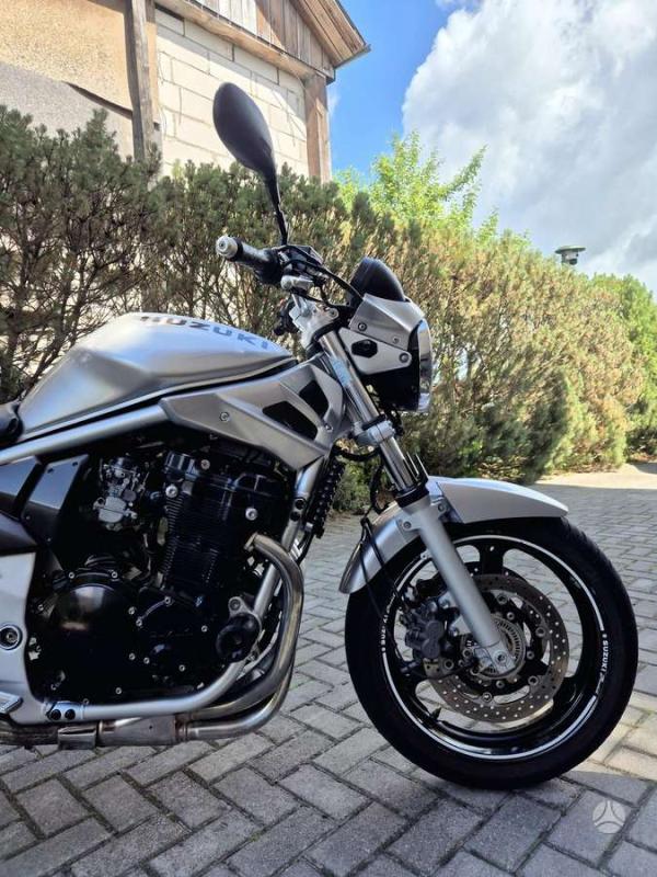 Suzuki GSF 2006 in Prienai, with an engine capacity of 0.65 L and mileage of 47 thousand km for 1890 €, photo 10 on AUTOMOTO.COM.LV