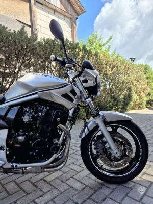 Suzuki GSF 2006 in Prienai, with an engine capacity of 0.65 L and mileage of 47 thousand km for 1890 €, photo 11 on AUTOMOTO.COM.LV