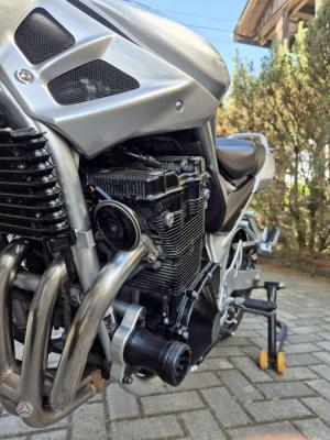 Suzuki GSF 2006 in Prienai, with an engine capacity of 0.65 L and mileage of 47 thousand km for 1890 €, photo 13 on AUTOMOTO.COM.LV