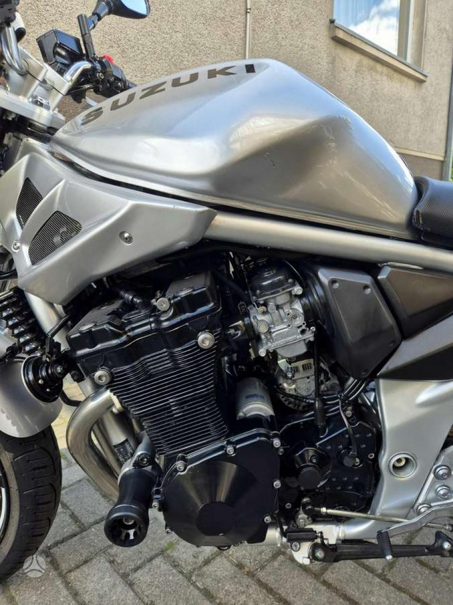 Suzuki GSF 2006 in Prienai, with an engine capacity of 0.65 L and mileage of 47 thousand km for 1890 €, photo 17 on AUTOMOTO.COM.LV