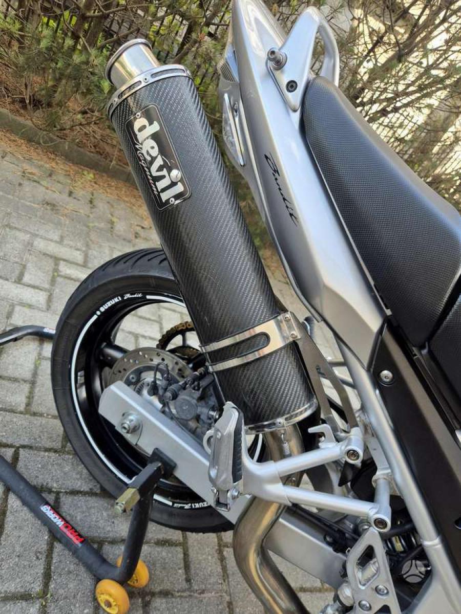 Suzuki GSF 2006 in Prienai, with an engine capacity of 0.65 L and mileage of 47 thousand km for 1890 €, photo 23 on AUTOMOTO.COM.LV