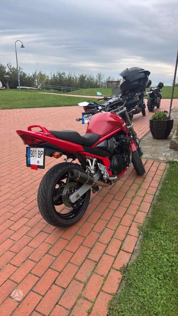 Suzuki GSF 2006 in Silute on AUTOMOTO.COM.LV Suzuki GSF 2006 in Silute, with an engine capacity of 0.65 L and mileage of 35 thousand km for 1150 €, photo 11 on AUTOMOTO.COM.LV