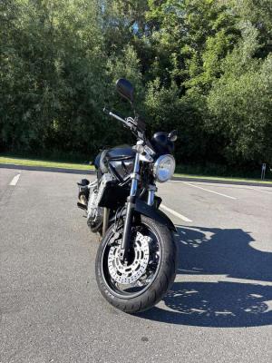 Suzuki GSF 2007 Klaipėda, ar dzinēja tilpumu 0.65 L un nobraukumu 45 tūkst. km par 2200 €, foto  vietnē AUTOMOTO.COM.LV