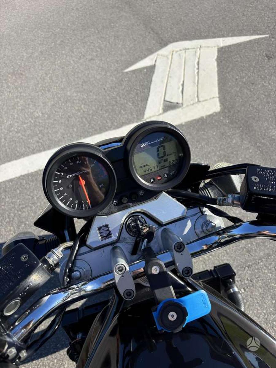 Suzuki GSF 2007 Klaipėda, ar dzinēja tilpumu 0.65 L un nobraukumu 45 tūkst. km par 2200 €, foto 13 vietnē AUTOMOTO.COM.LV