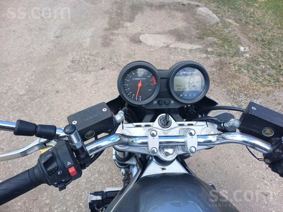 Suzuki GSF 2008 in Daugavpils, with an engine capacity of 0.65 L and mileage of 0 thousand km for 2800 €, photo 6 on AUTOMOTO.COM.LV